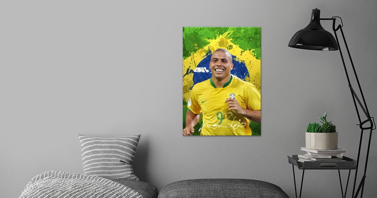 'Ronaldo R9' Poster by Phantom | Displate