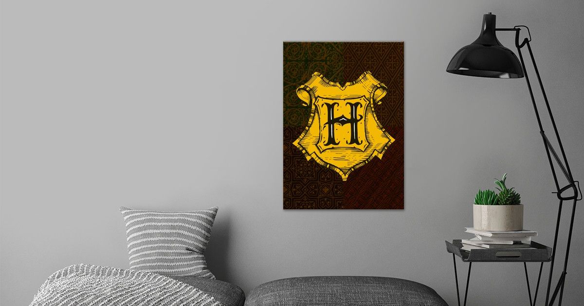 'Hogwarts Simple Crest' Poster by Wizarding World | Displate